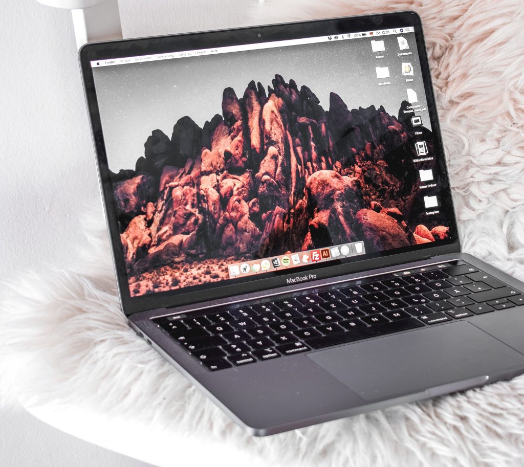 Best Laptop For A Scientist In 2021 Comparison Guide best-laptop-for-a-scientist-in-2021-comparison-guide